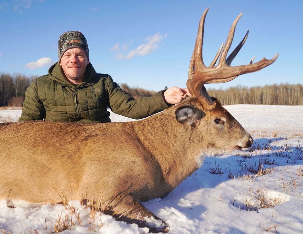 Alberta Whitetail Deer Hunts - Timber King Outfitting