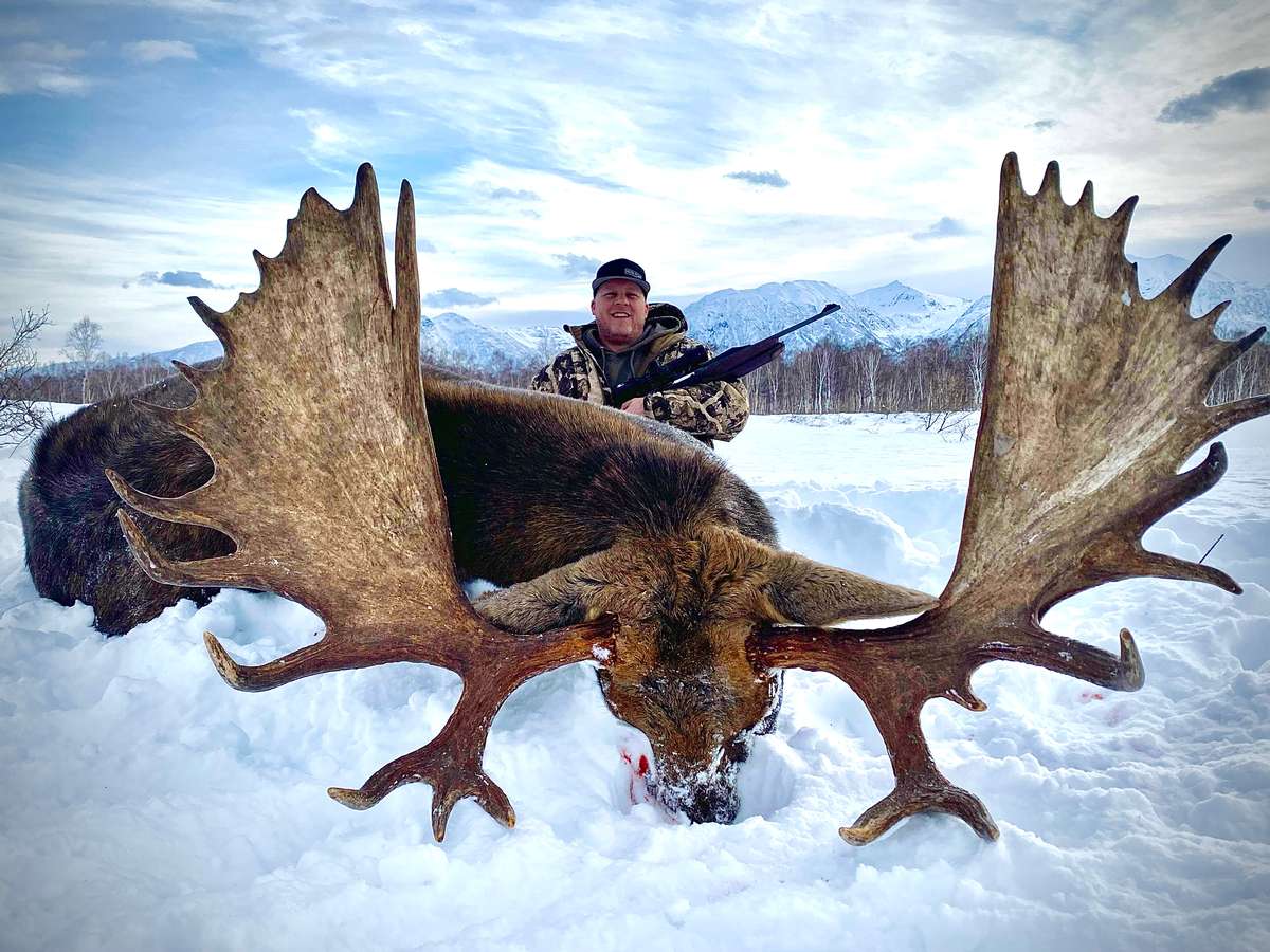 Hunting Moose in Kamchatka, Russia | Outfitted Moose Hunts