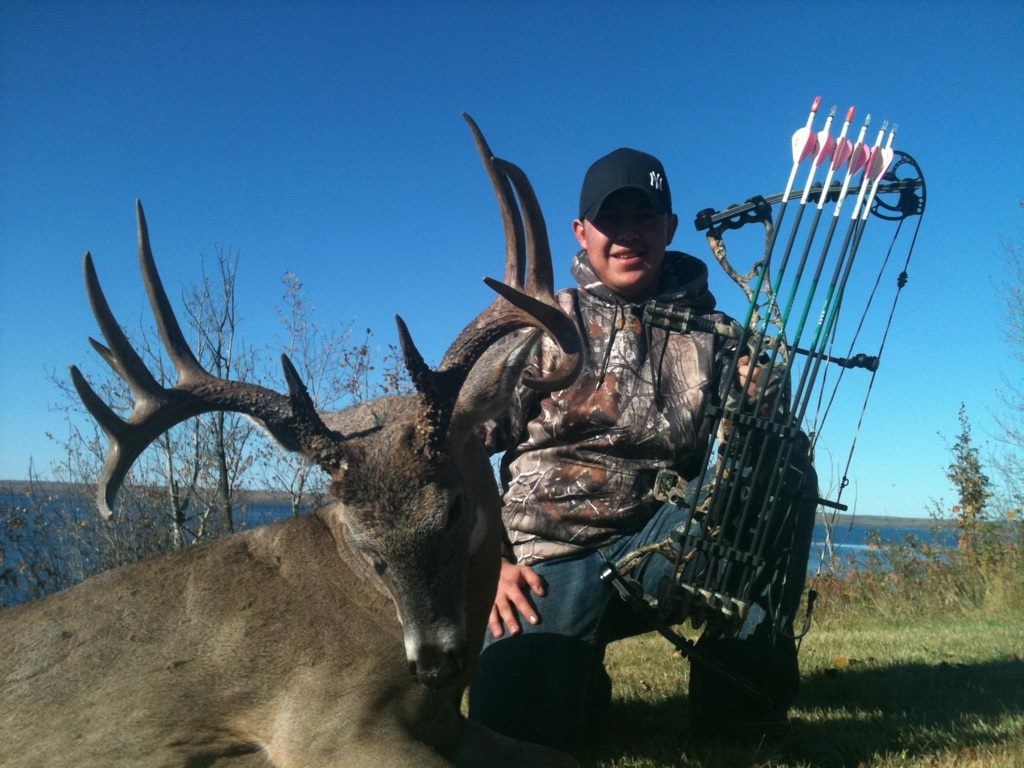 Alberta Whitetail Deer Hunts - Timber King Outfitting