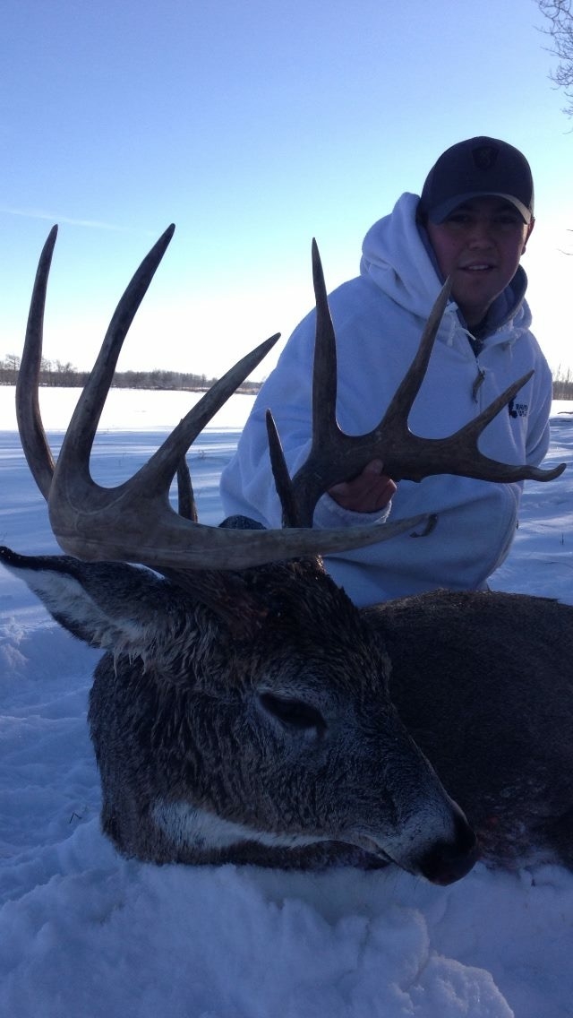Alberta Whitetail Deer Hunts - Timber King Outfitting